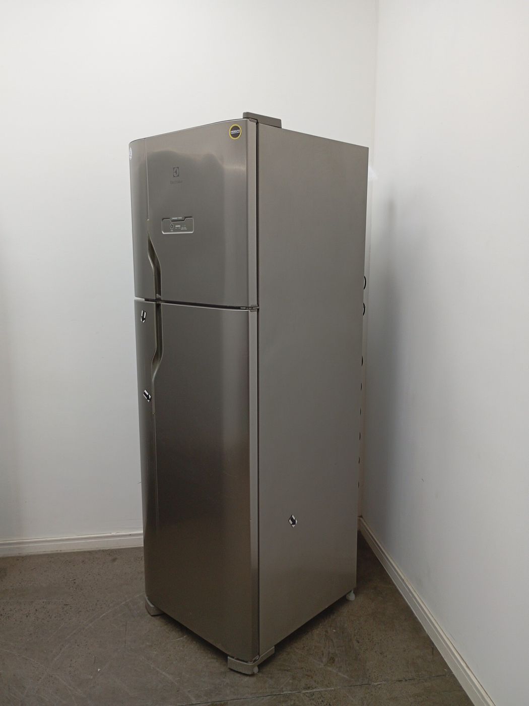 Refrigerador Electrolux Frost Free 371l - Inox - TudoBônus